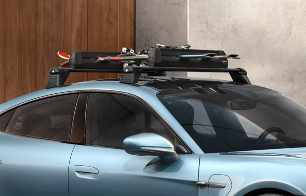 SOLD: Roof Rack Bars, Ski/Snowboard Carrier | Porsche Macan Forum