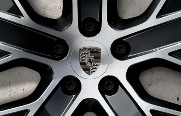 Center Cap Set - Turbonite : Suncoast Porsche Parts & Accessories