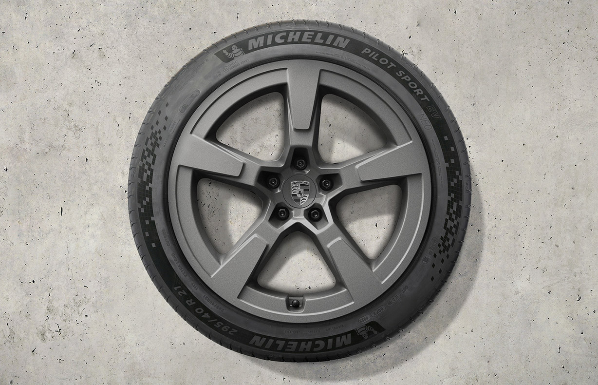 21" Offroad-Design Summer Set : Suncoast Porsche Parts & Accessories