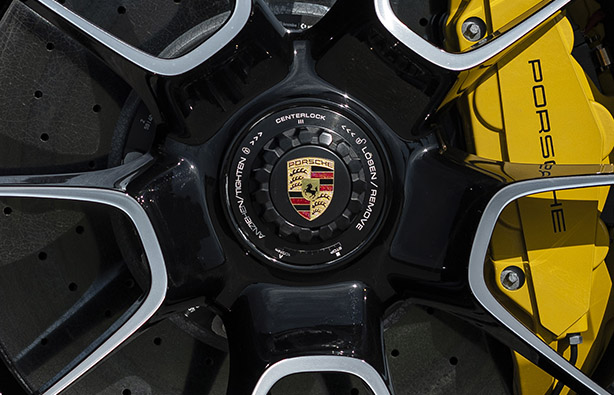 Center Cap - Gold Crest : Suncoast Porsche Parts & Accessories